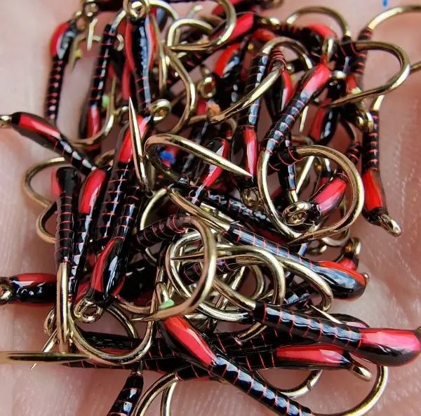 Black and Red Buzzer | Kindale Fly Fishing